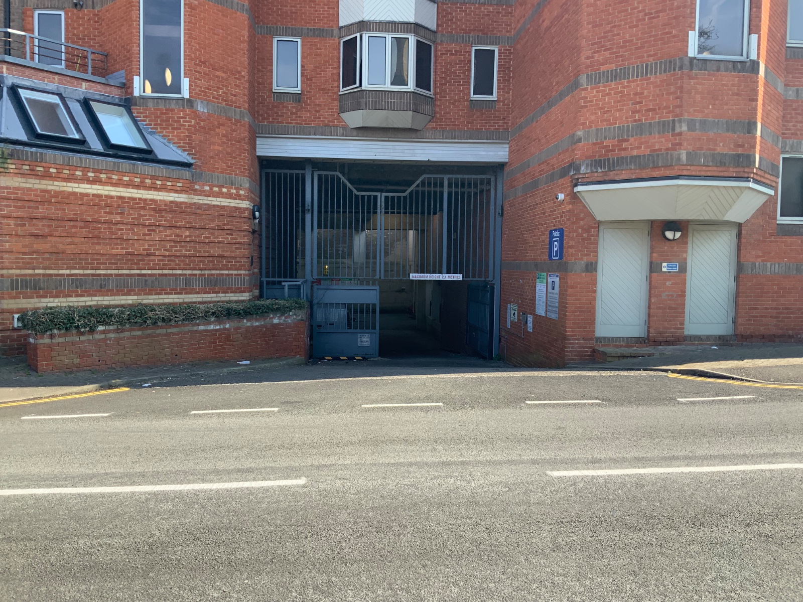 Parking near The Oracle, Reading | Green Parking