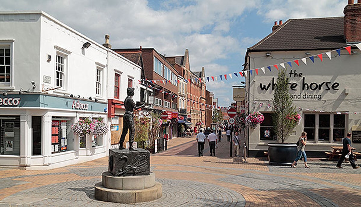 The Broadway Car Park (Nicholson Centre Maidenhead) - Green Parking