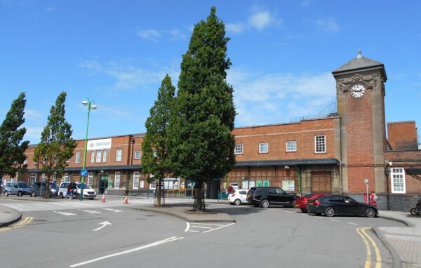 Nuneaton Station Retail Car Park - Green Parking